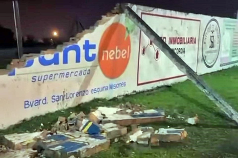 Perimeter wall of the Nebel Club fallen due to storms in Concordia ...